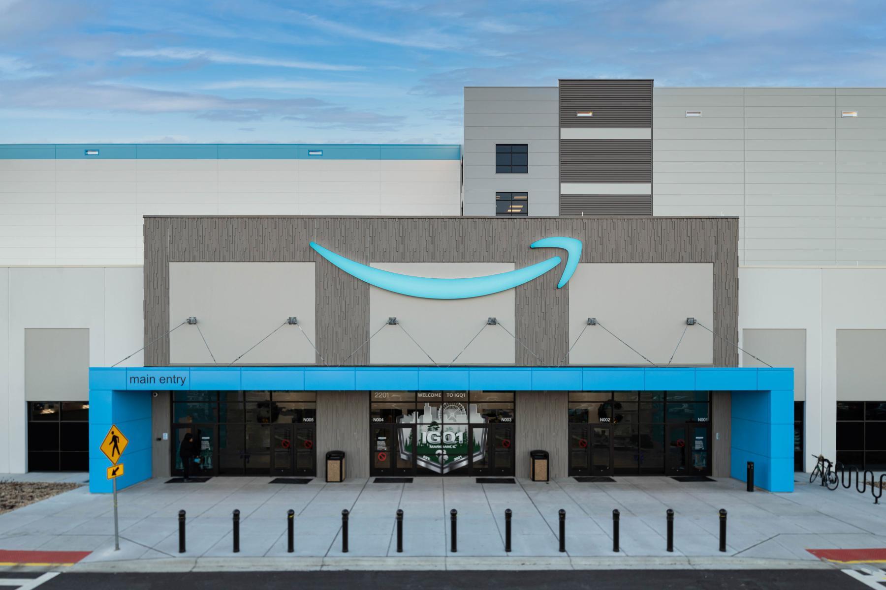 Inside Amazon FC: Fulfillment Lessons for Retailers